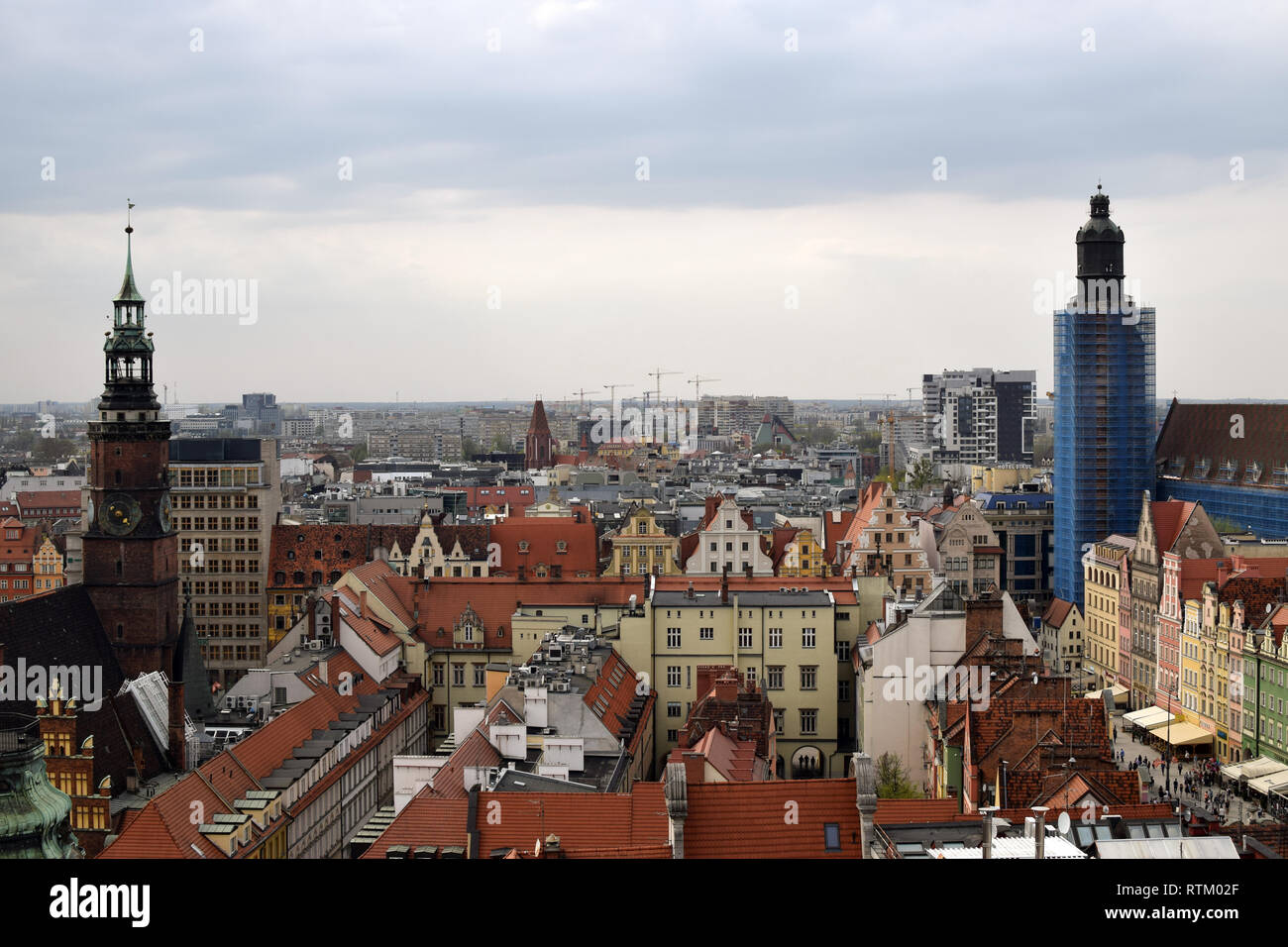 Poland, Wroclaw - April 2018: Wroclaw Town Hall and Market Square ...