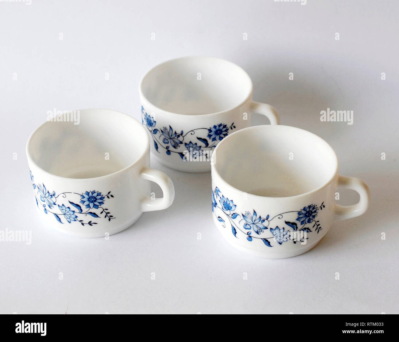 Opaline glass hi-res stock photography and images - Alamy