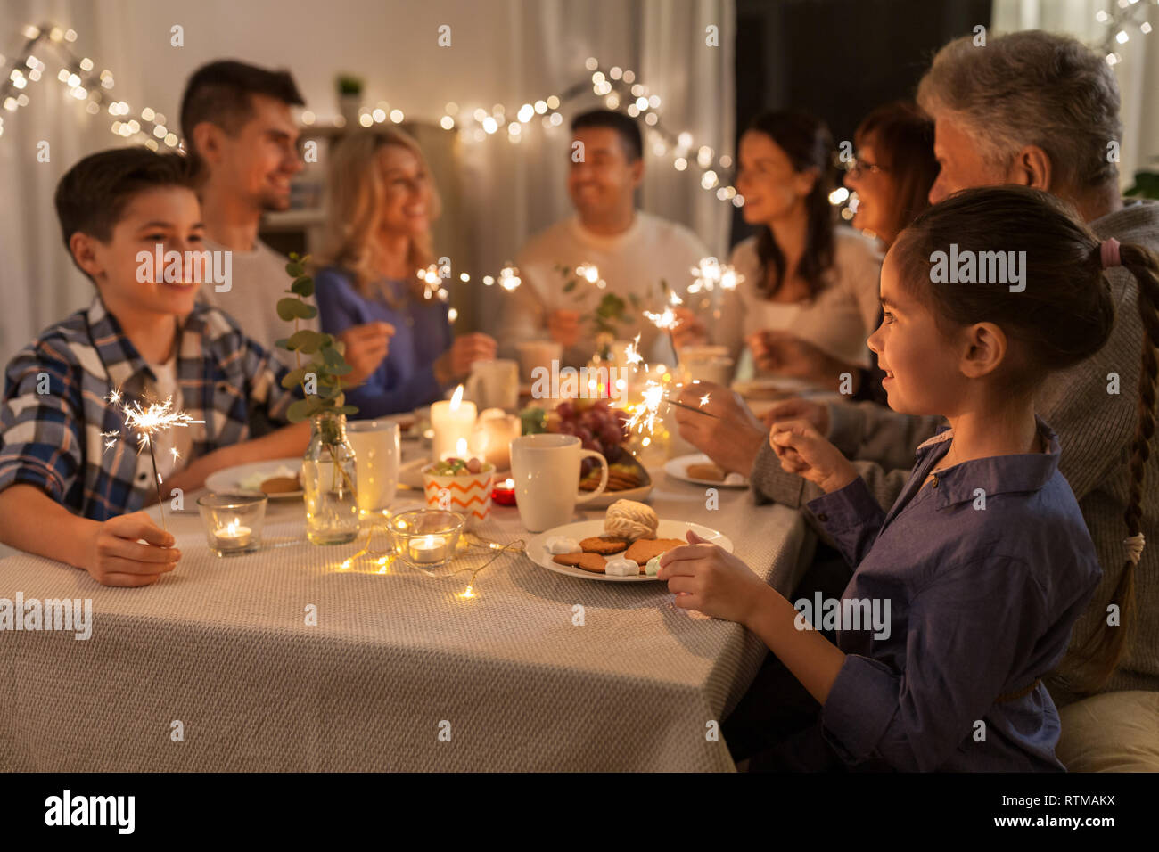 Family night dinner hi-res stock photography and images - Alamy