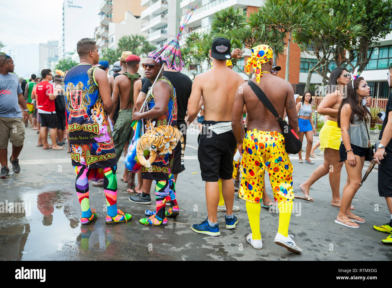 Carnival men hi-res stock photography and images - Alamy