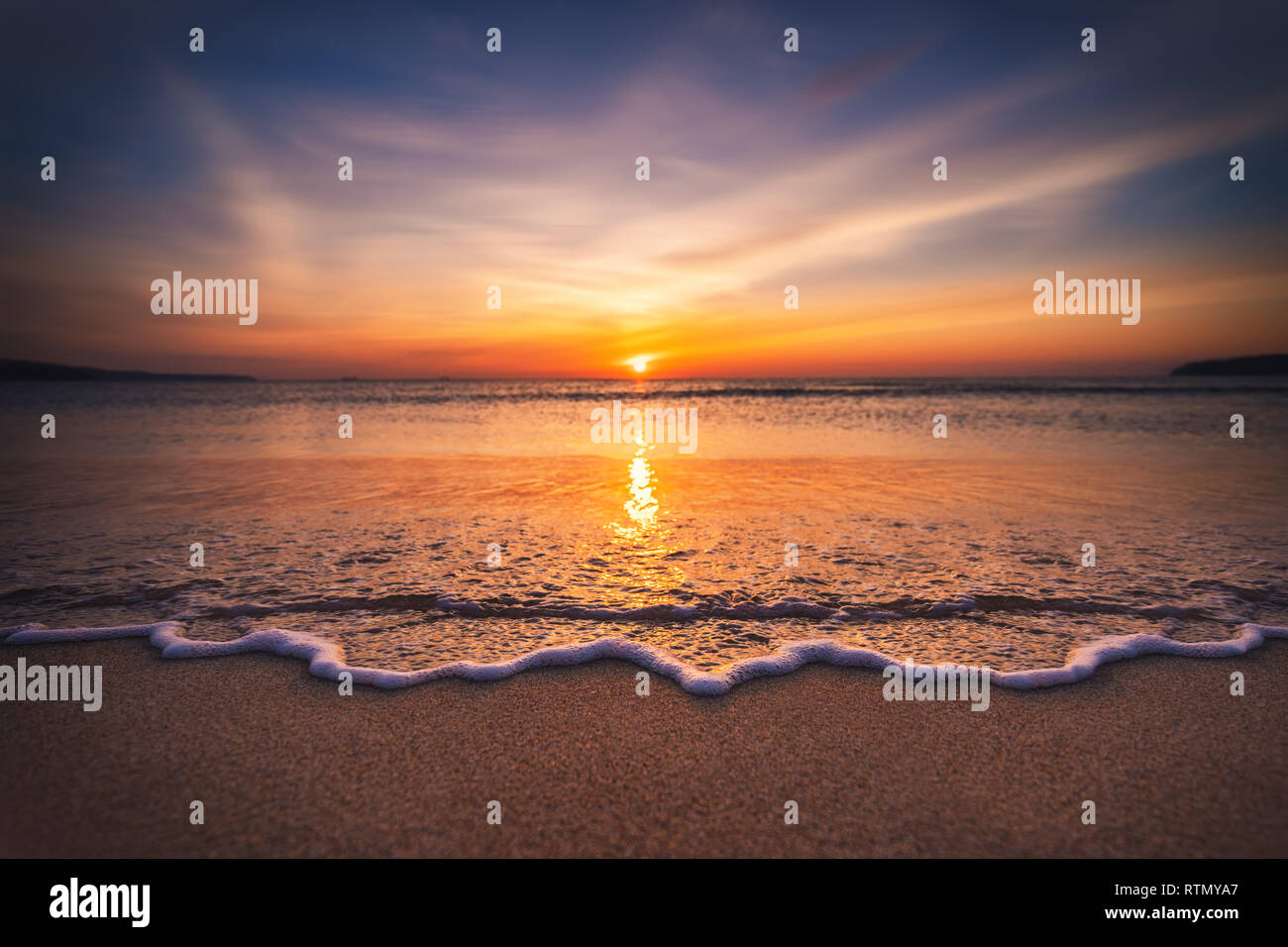 Warm Sunny Beach Scene High Resolution Stock Photography and Images - Alamy
