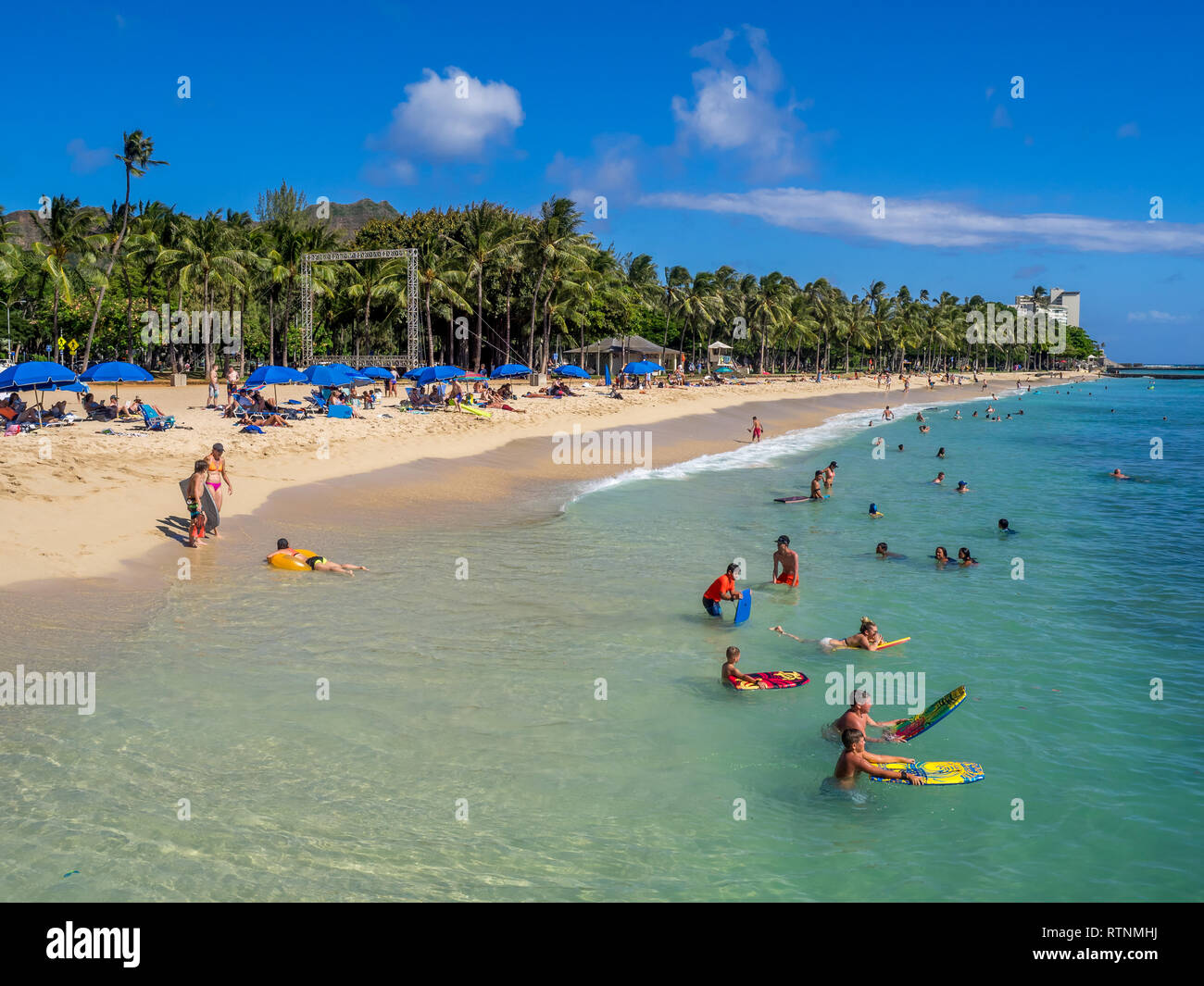 Sandy beach oahu surfing hi-res stock photography and images - Alamy