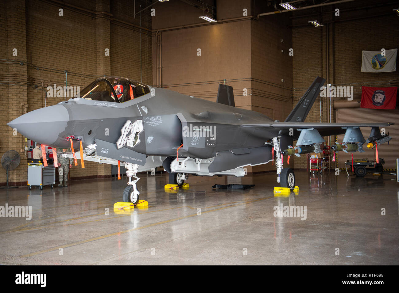 Missile loading hi-res stock photography and images - Alamy