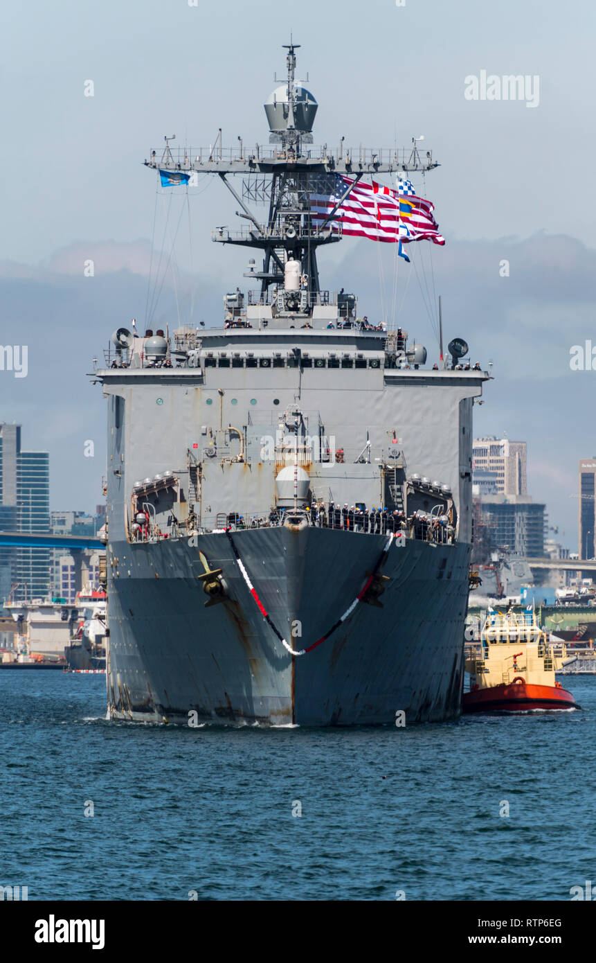 190301-N-LN093-1131 SAN DIEGO (Mar. 1, 2019) Whidbey Island-class ...