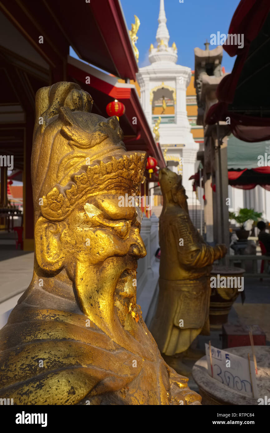 Chinese sightseeing statue hi-res stock photography and images - Alamy