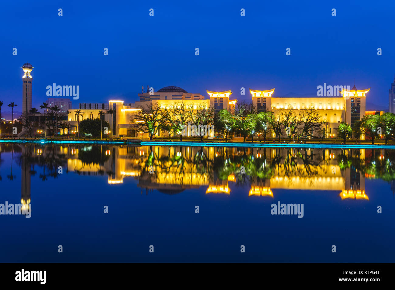 Fuzhou center hi-res stock photography and images - Alamy