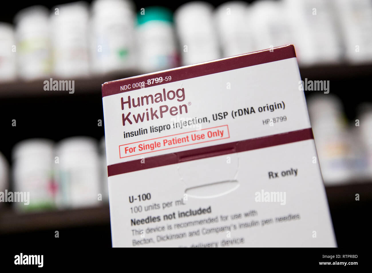 A package of Humalog KwikPen insulin injectors photographed in a ...