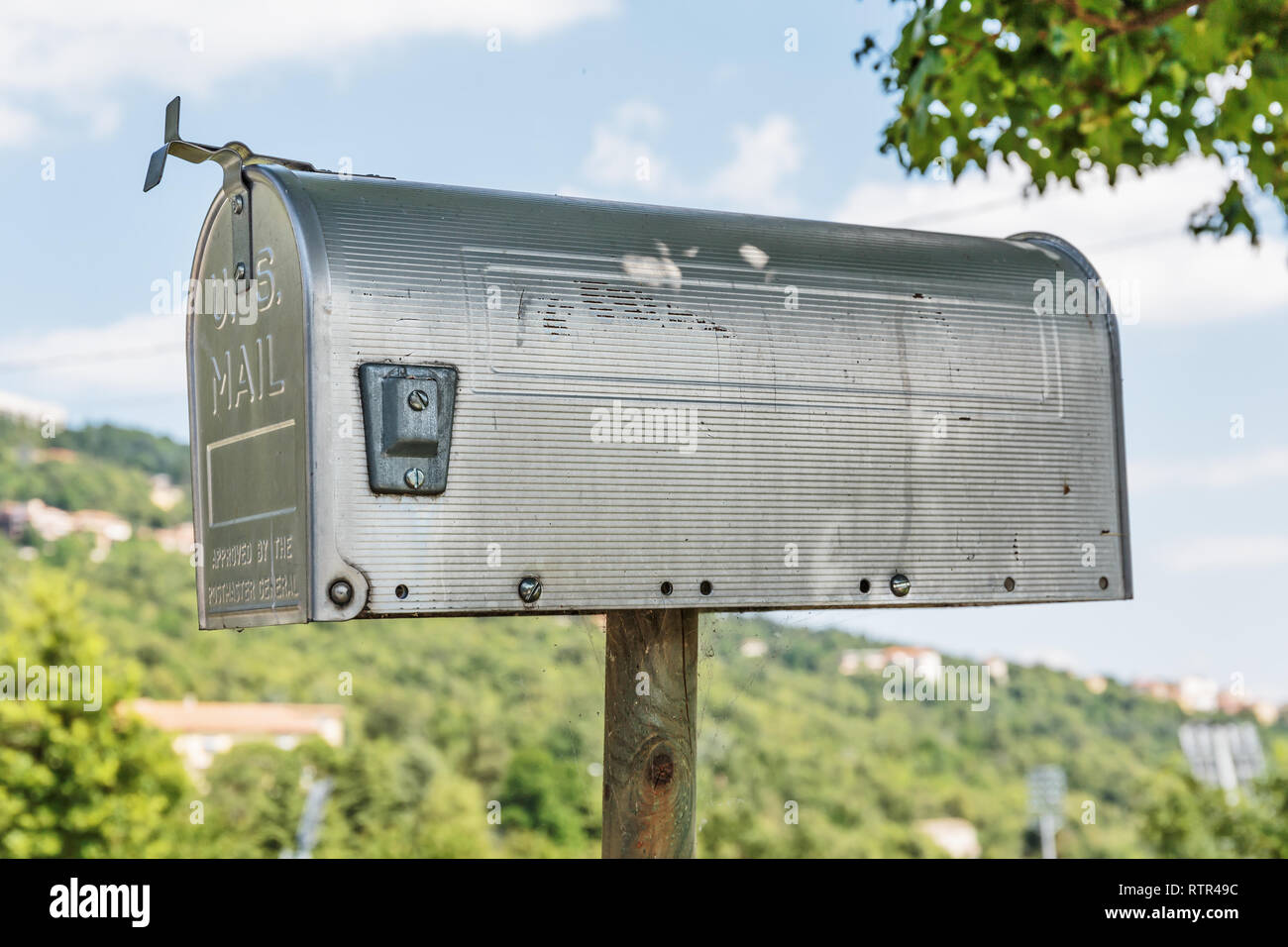 Old metal mailbox Stock Photo - Alamy