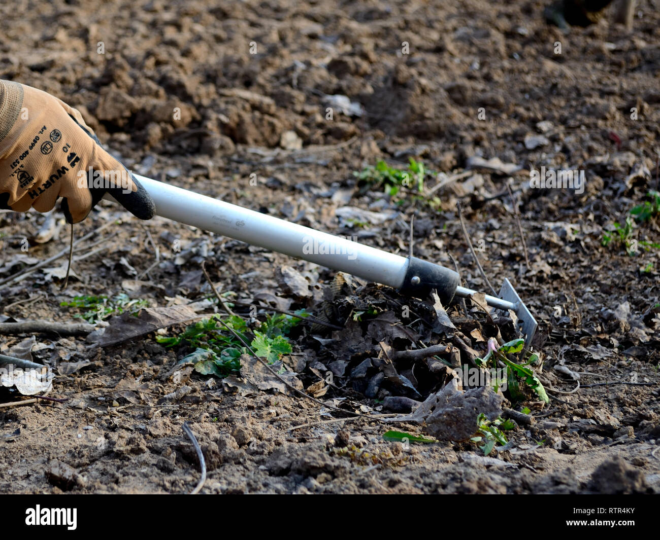 Rake ground hi-res stock photography and images - Alamy