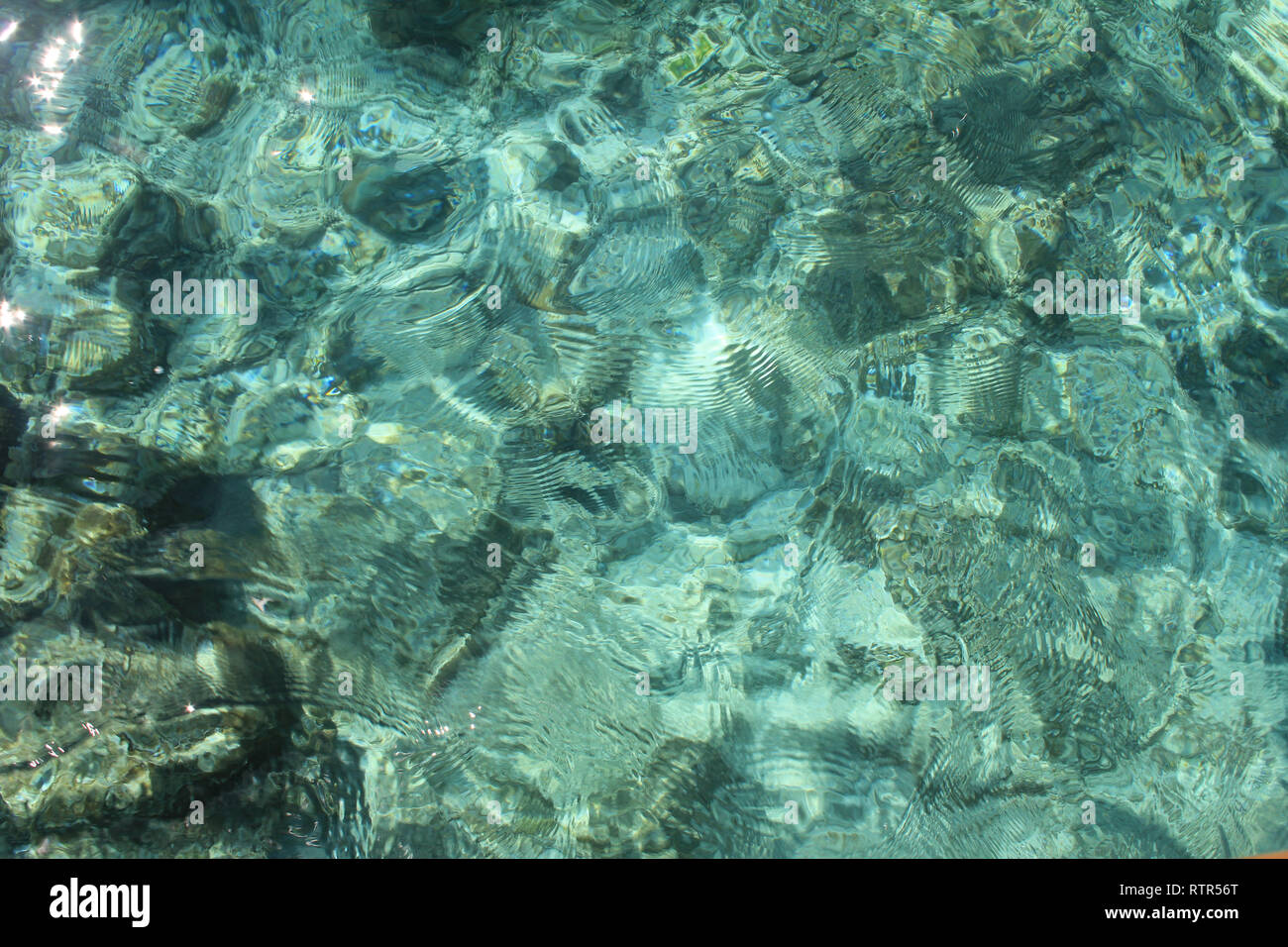 Shimmering Sea in the Shallows Stock Photo - Alamy