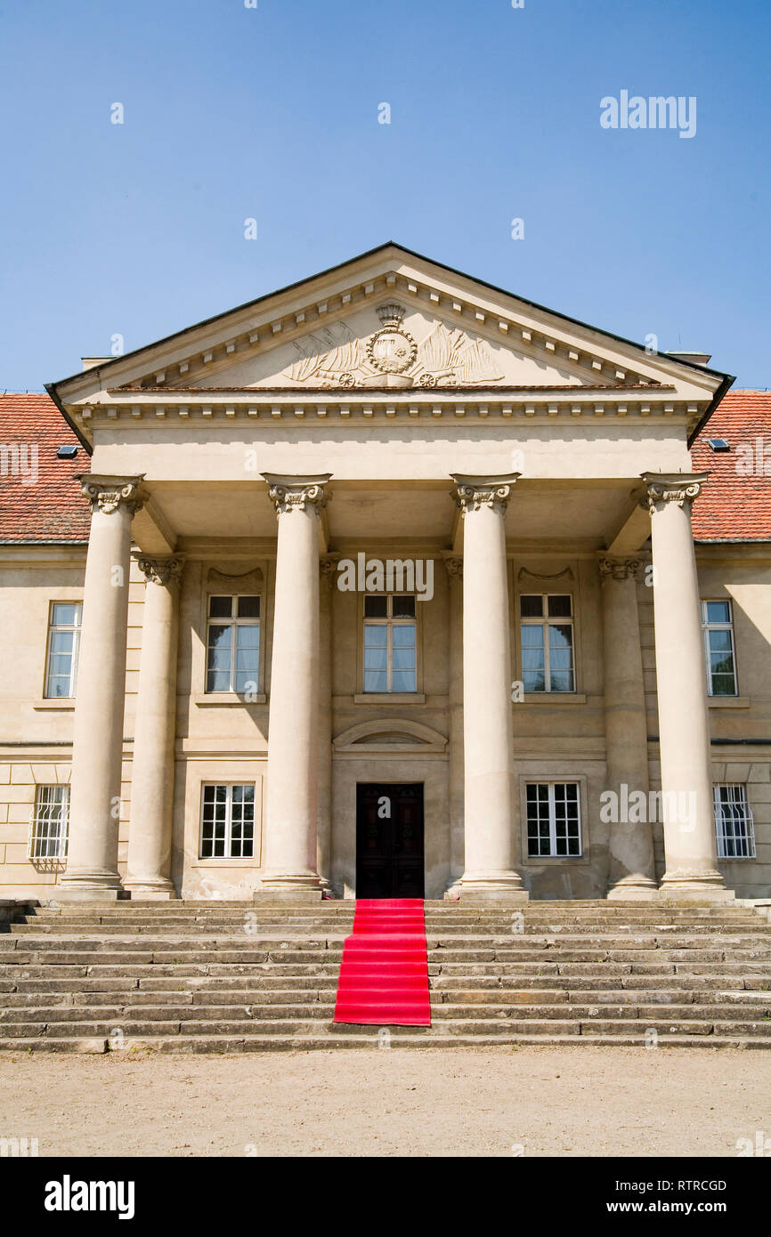 red carpet on stairs of old renaissance mansion Stock Photo - Alamy