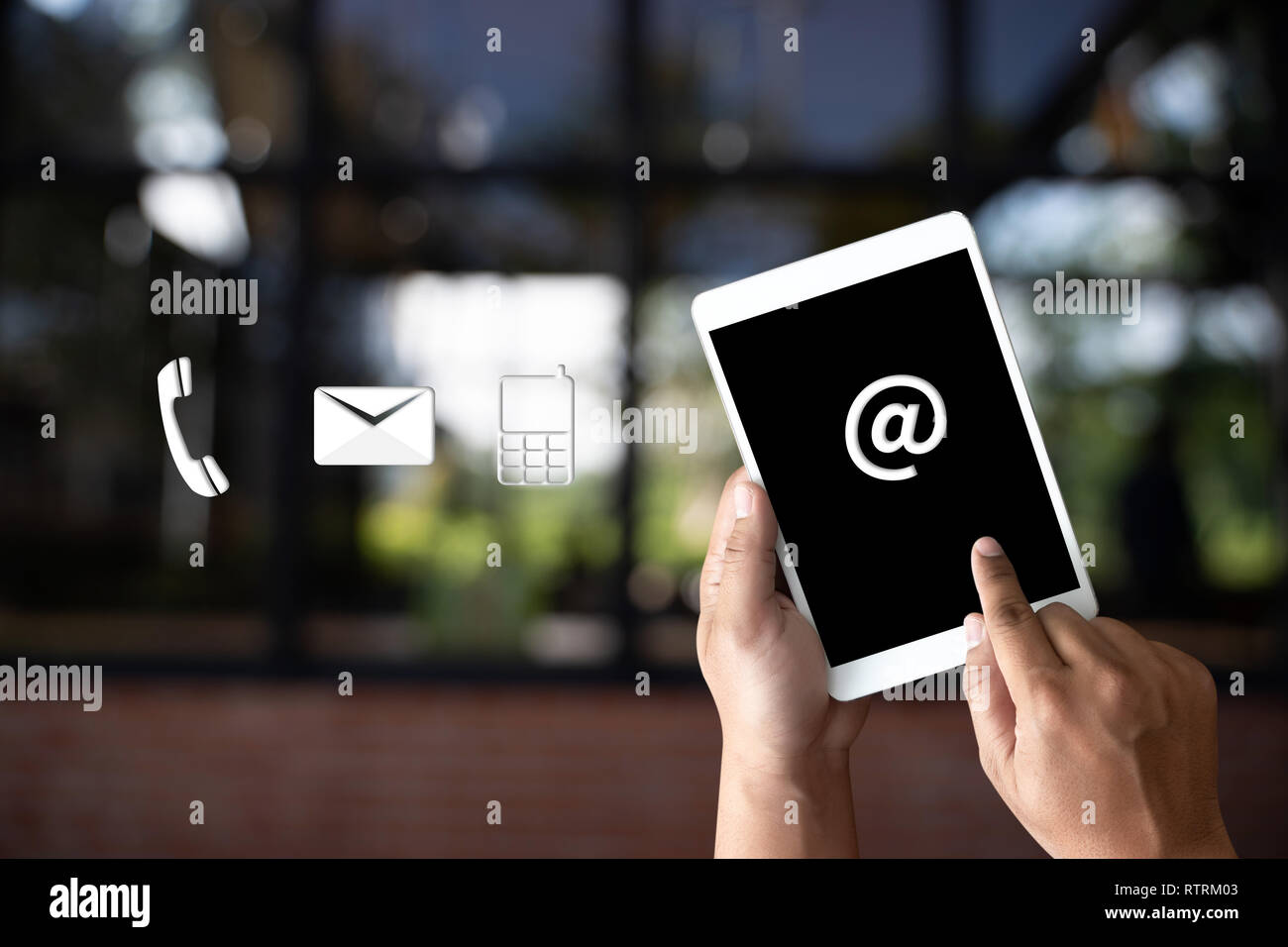 CONTACT US (Customer Support Hotline people CONNECT Stock Photo - Alamy