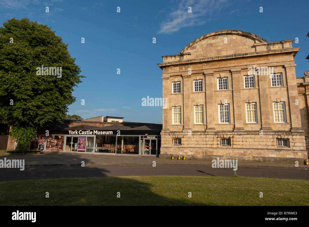 York castle hi-res stock photography and images - Alamy