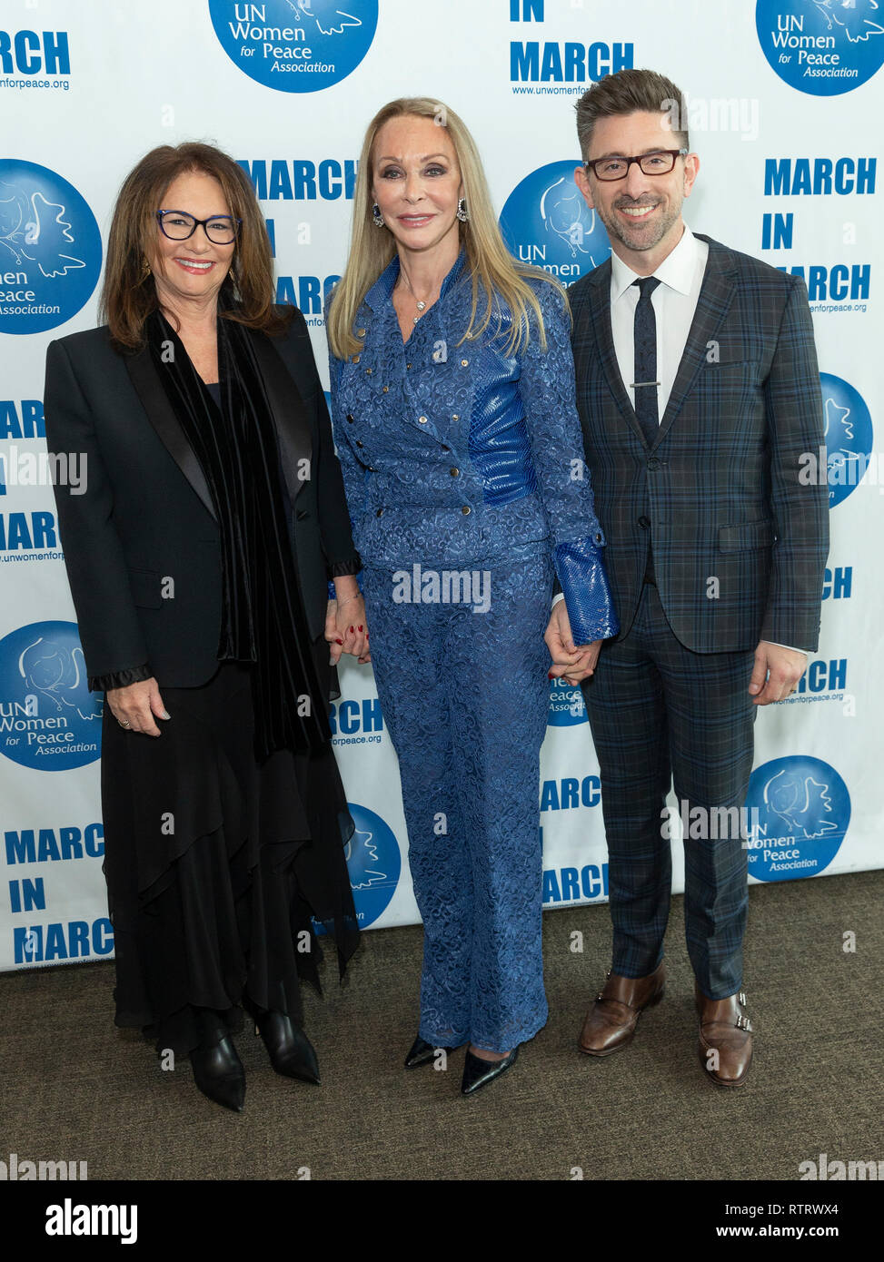 Barbara winston hi-res stock photography and images - Alamy
