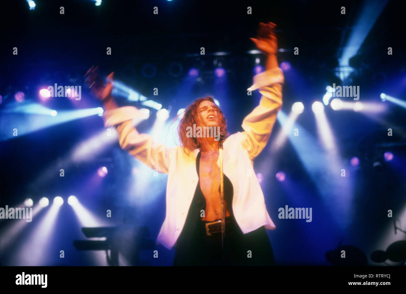 UNIVERSAL CITY, CA - FEBRUARY 6: (EXCLUSIVE) Singer Ricky Martin ...