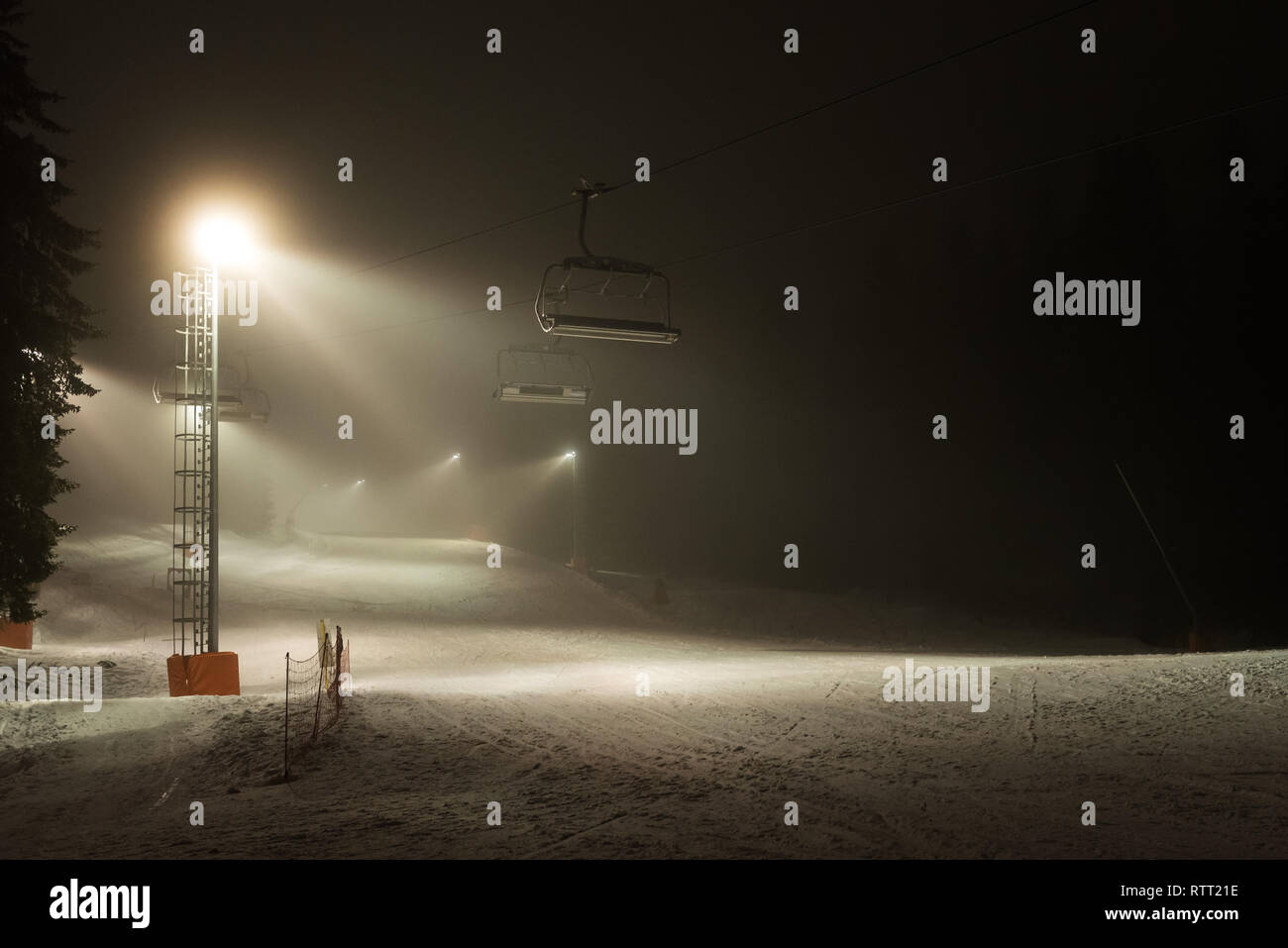 Lighted piste hi-res stock photography and images - Alamy