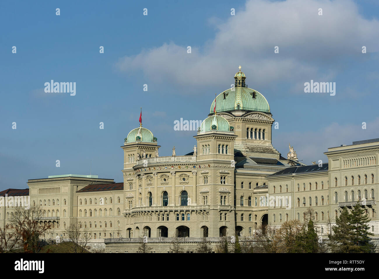 Federal Palace of Switzerland in Bern, Switzerland Stock Photo - Alamy