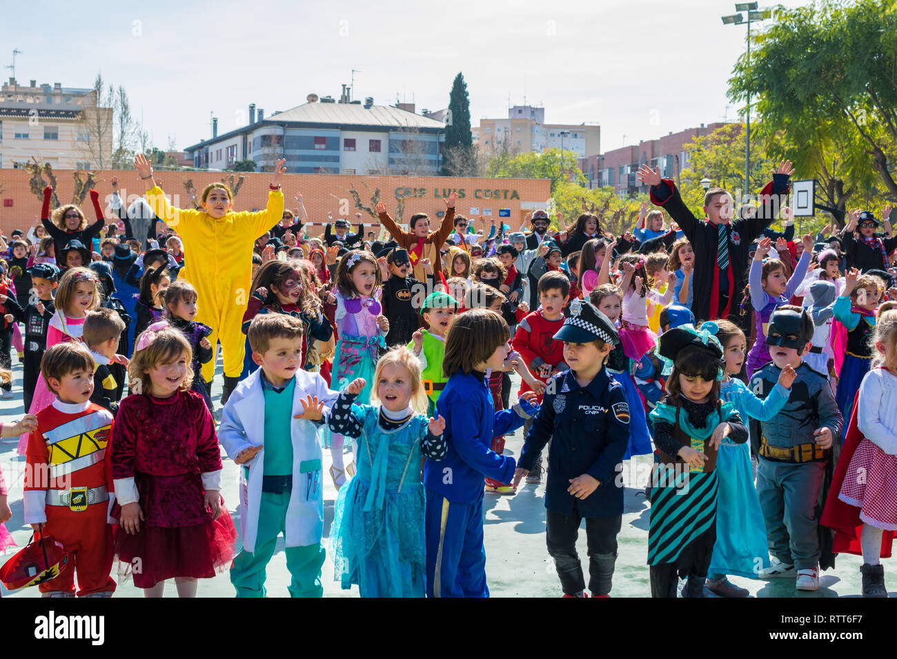 School carnival with kids hi-res stock photography and images - Alamy