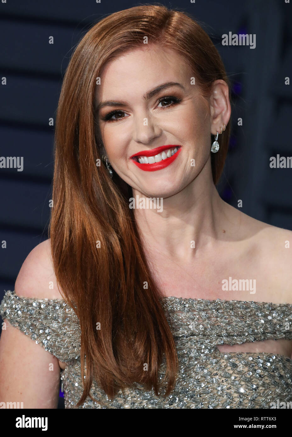 BEVERLY HILLS, LOS ANGELES, CA, USA - FEBRUARY 24: Actress Isla Fisher ...