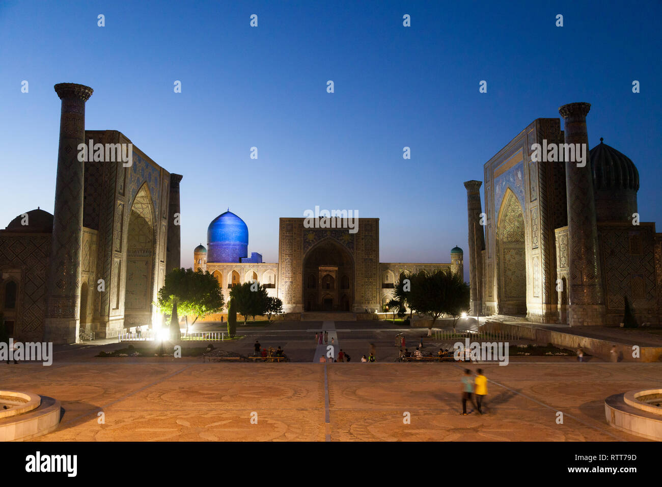 The Registan, the heart of the ancient city of Samarkand at sunset ...