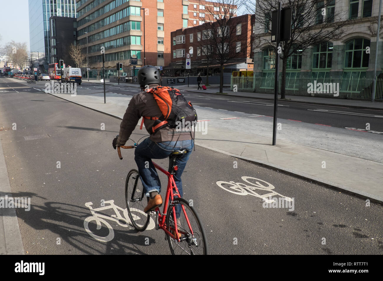 Cyclists,cycling,bicycle,transport,commute,on,Bike,Cycle,cycling,lane ...