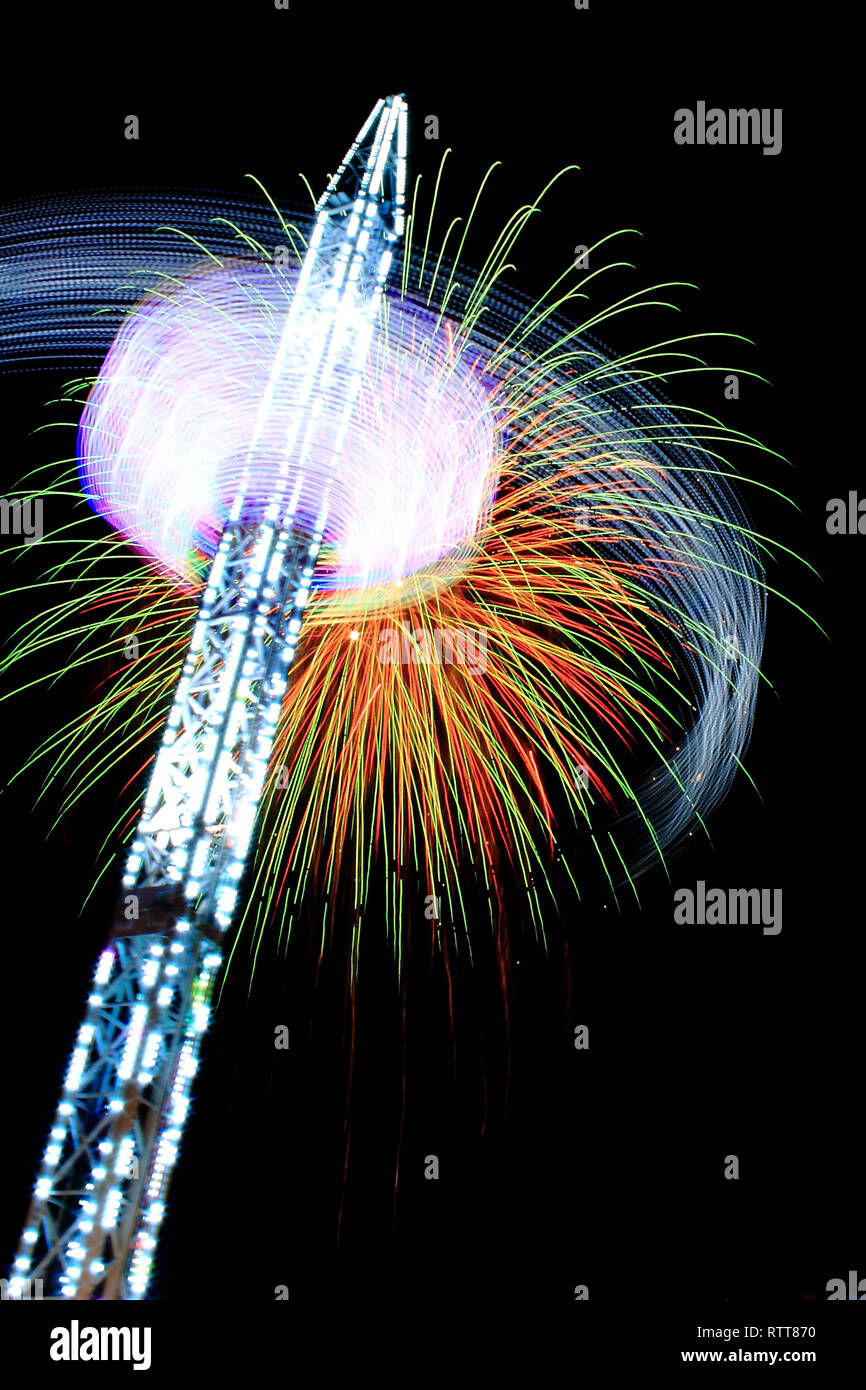 Fairground light trails hi-res stock photography and images - Alamy