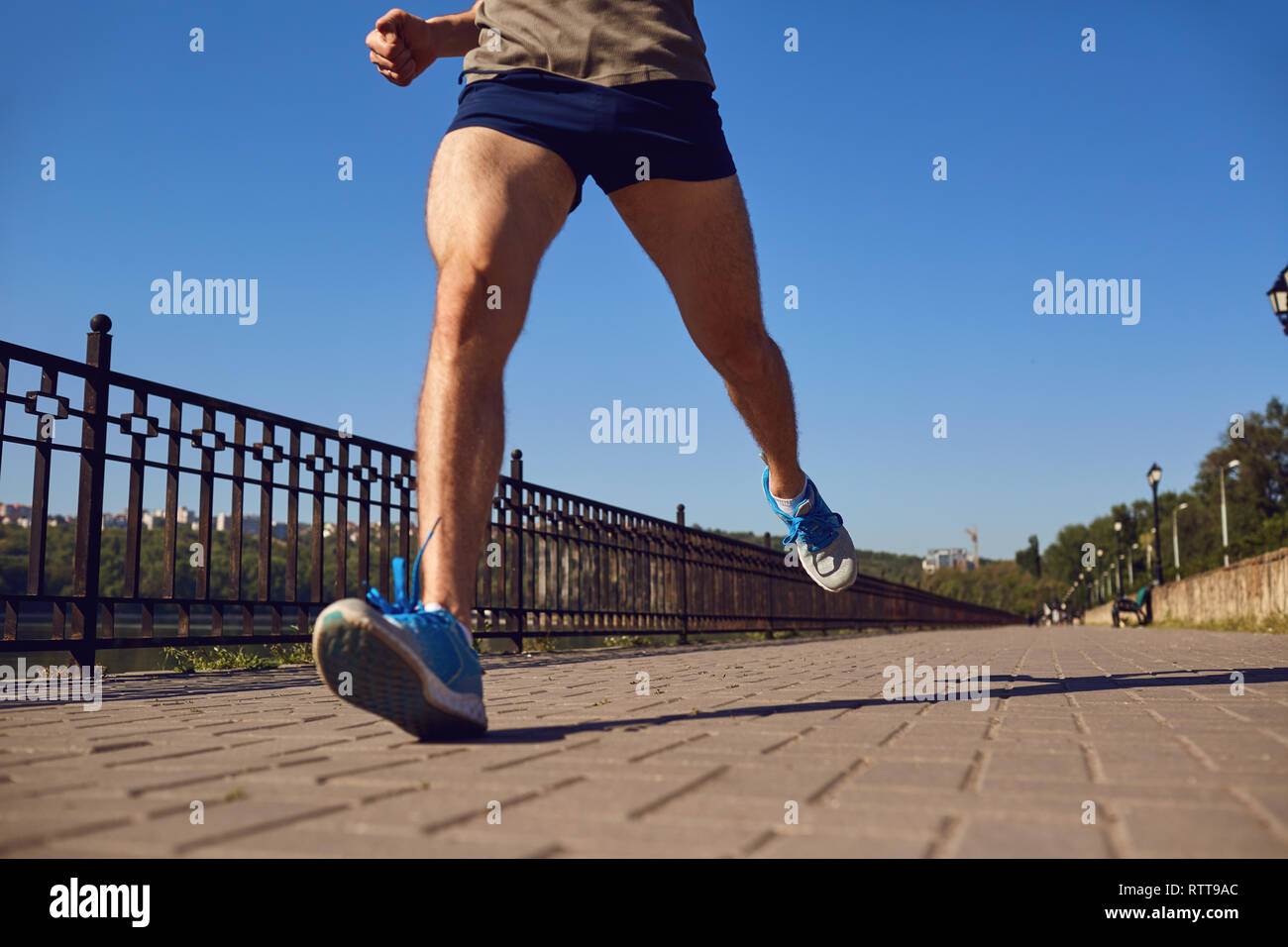 Marathon runner legs hi-res stock photography and images - Alamy