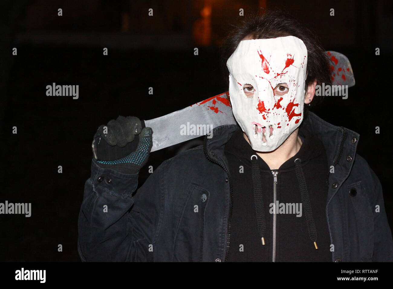 Zombie guy hi-res stock photography and images - Alamy