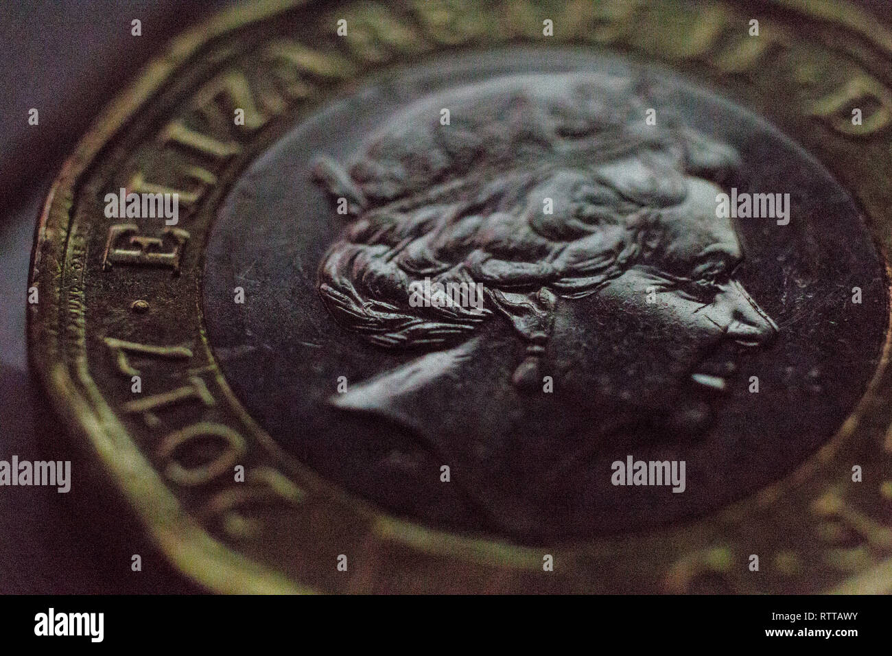 2,Very, close up, photo, of two,pound coin, with, Queens,head, macro ...