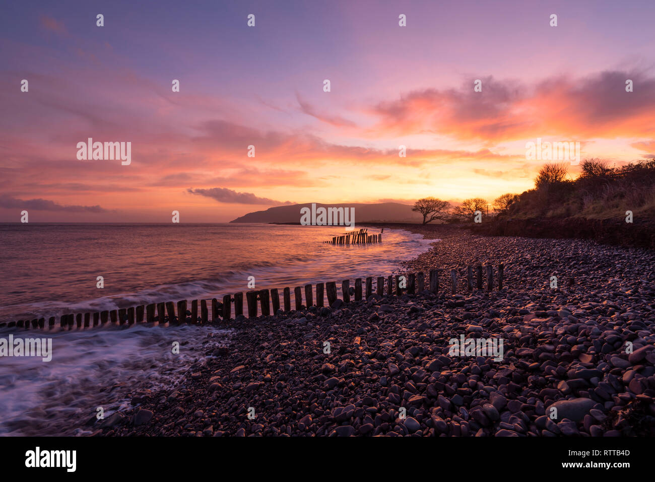 Weir beach hi-res stock photography and images - Alamy