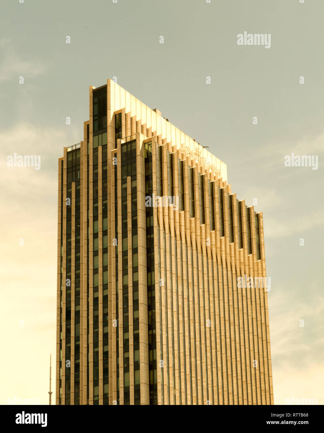 Futuristic china chinese building hi-res stock photography and images ...