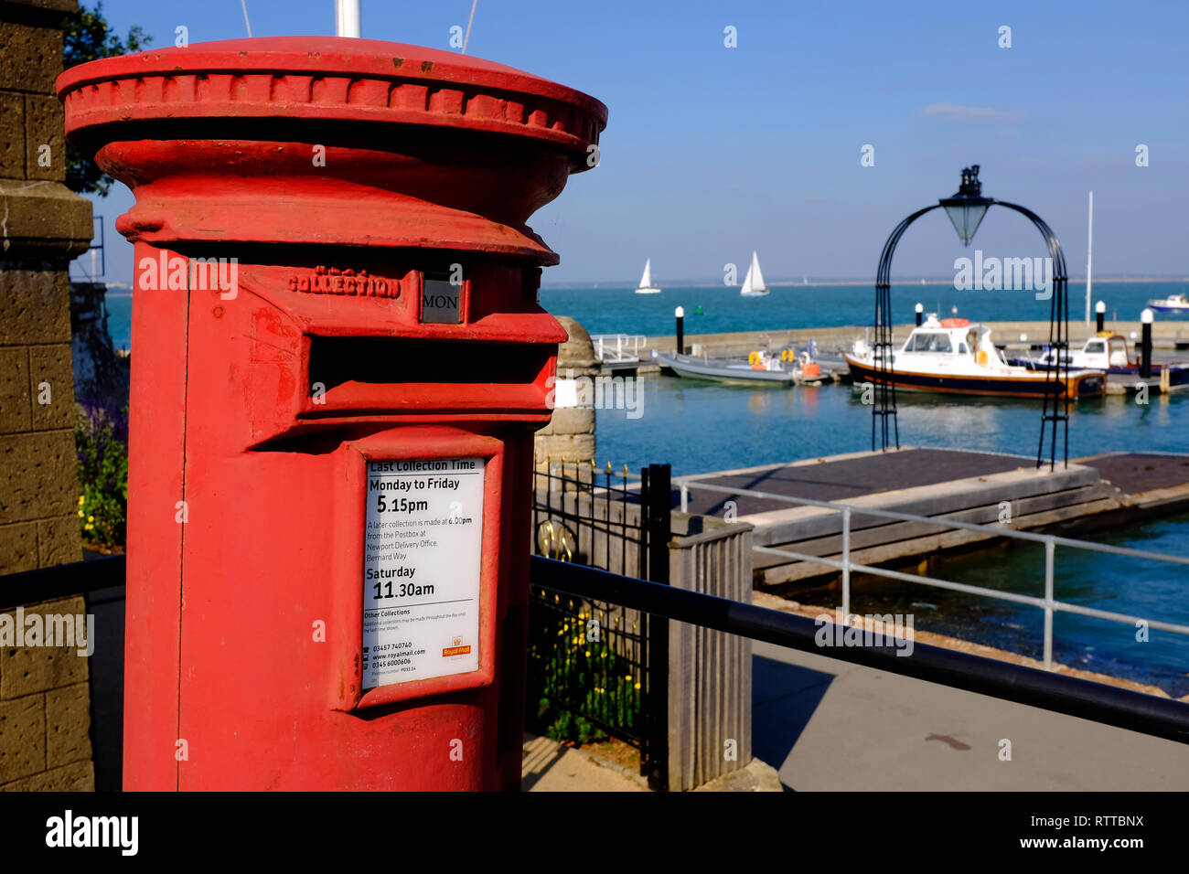 Red,post,office,box,mail, seafront,Cowes, Isle of Wight, England, UK ...
