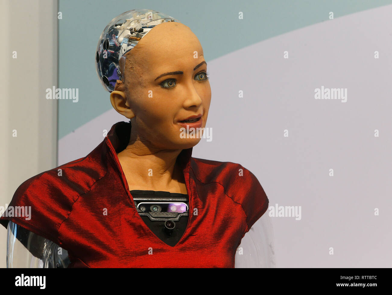 Digital conversations hi-res stock photography and images - Alamy