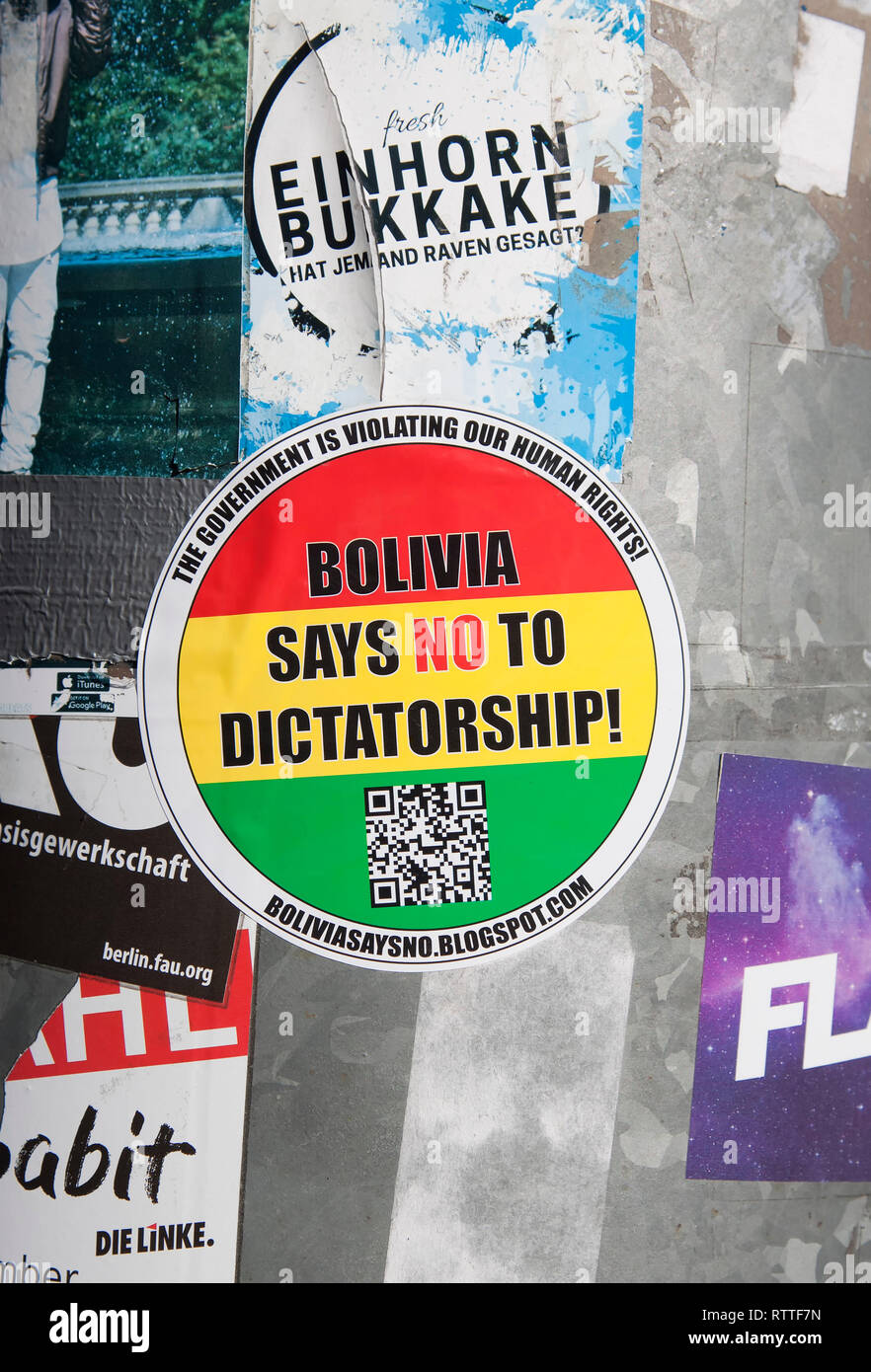 Opinion dictatorship hi-res stock photography and images - Alamy