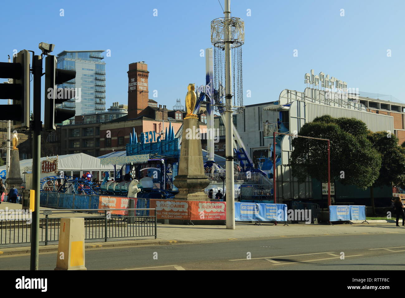 Leeds funfair hi-res stock photography and images - Alamy