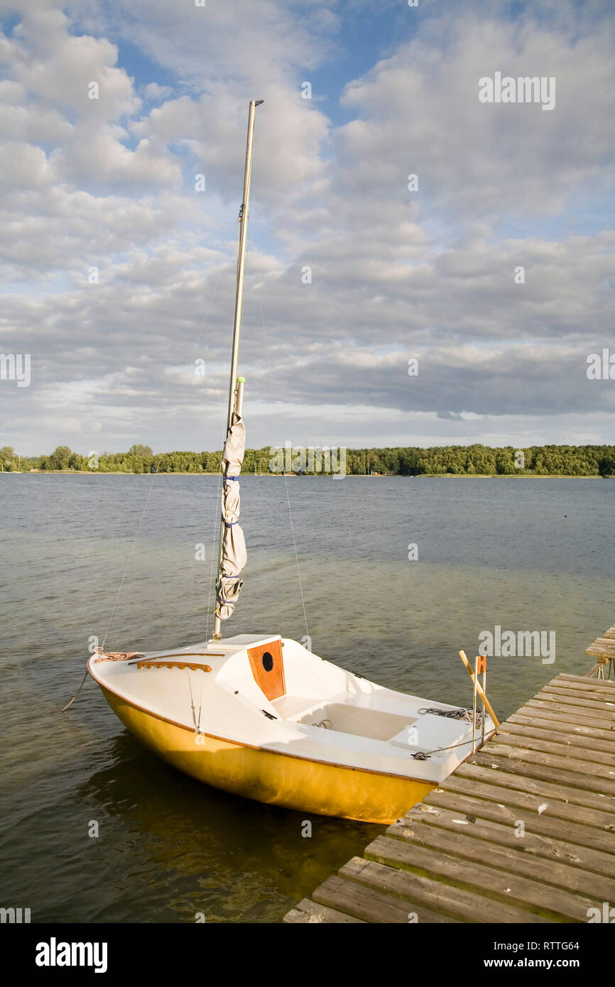 Small yacht storm wind hi-res stock photography and images - Alamy