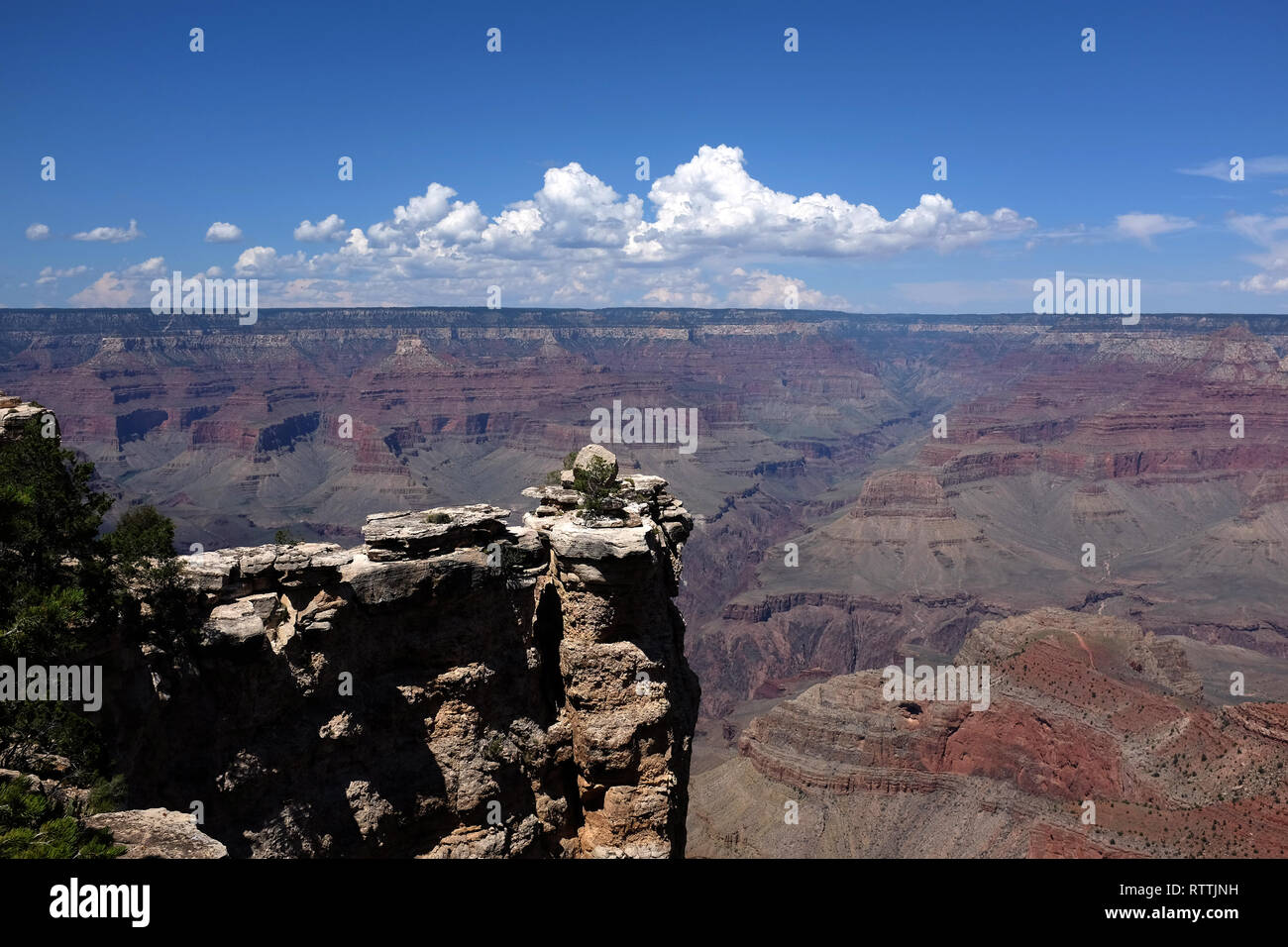 Canyon strata hi-res stock photography and images - Alamy