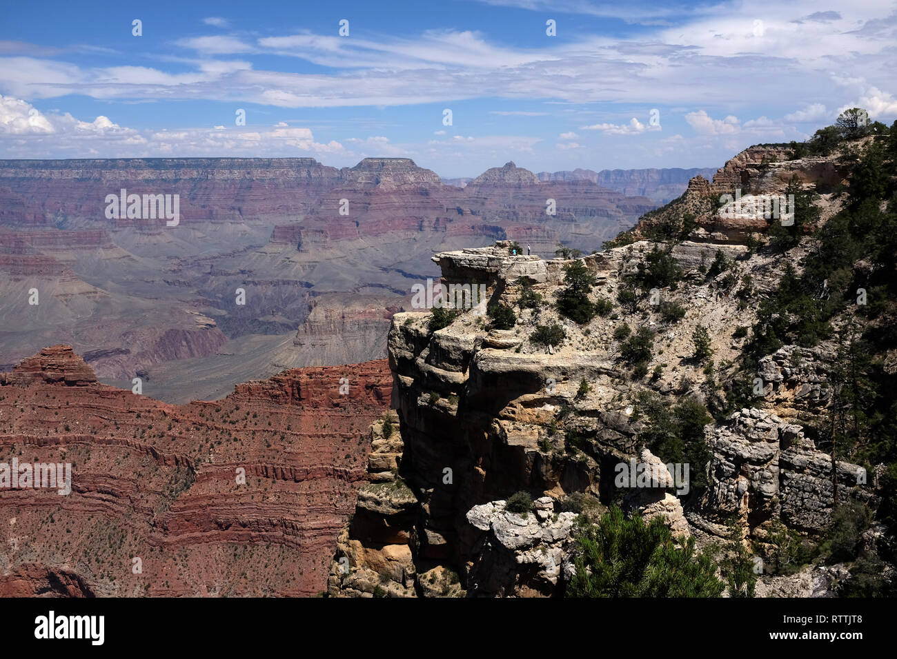 Rock out crops hi-res stock photography and images - Alamy