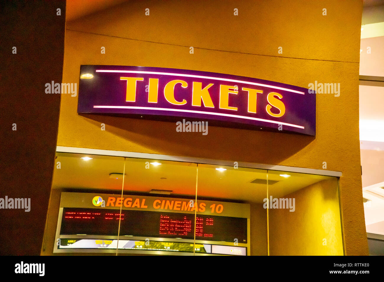 Regal entertainment group hi-res stock photography and images - Alamy