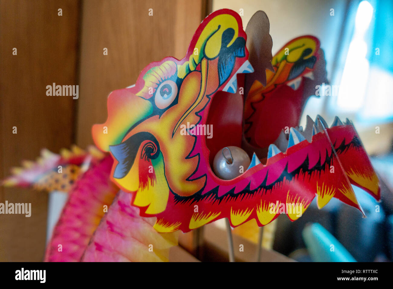 Origami paper dragon hi-res stock photography and images - Alamy