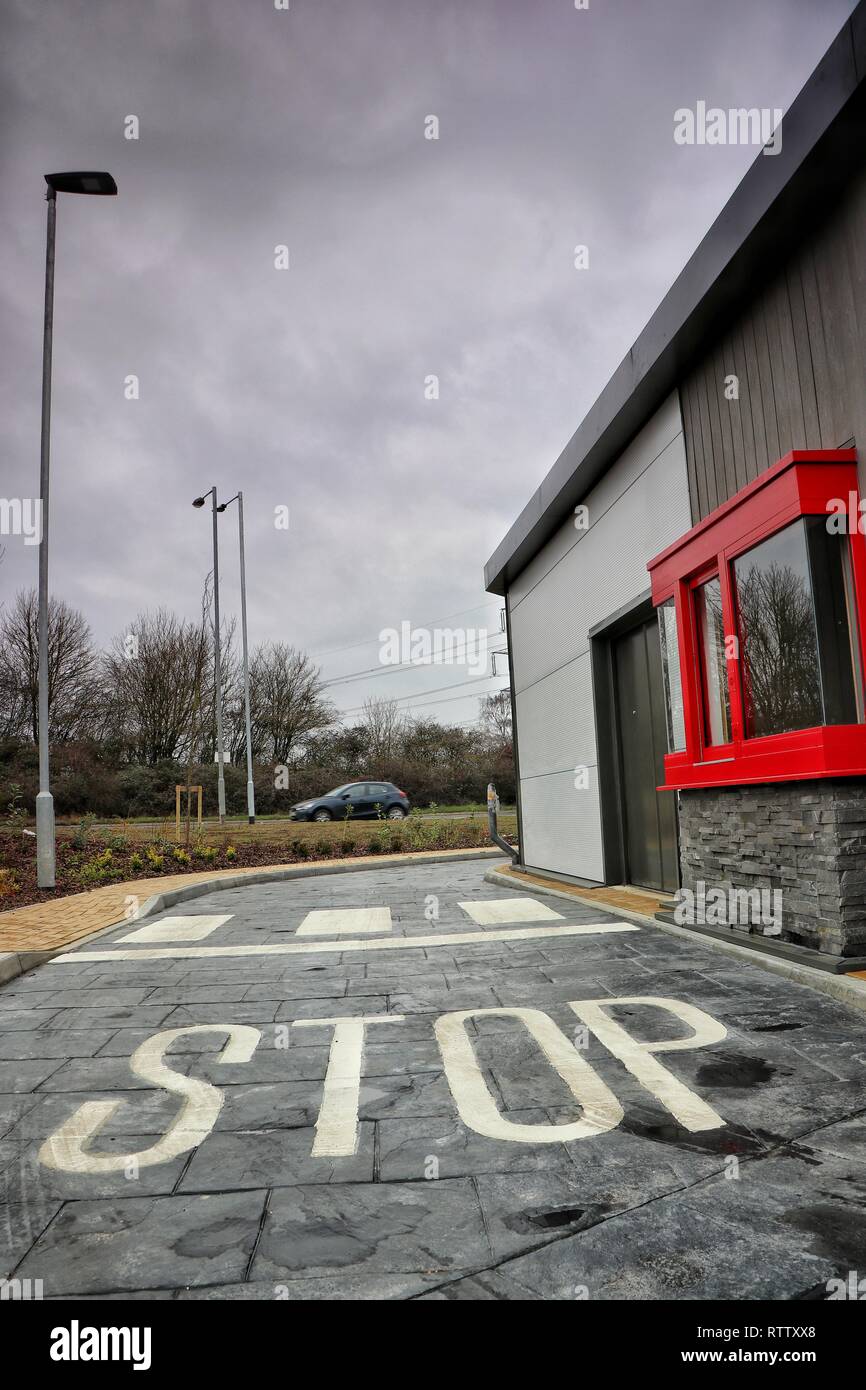 The new KFC Drive Through Restaurant, Leighton Buzzard remains closed ...
