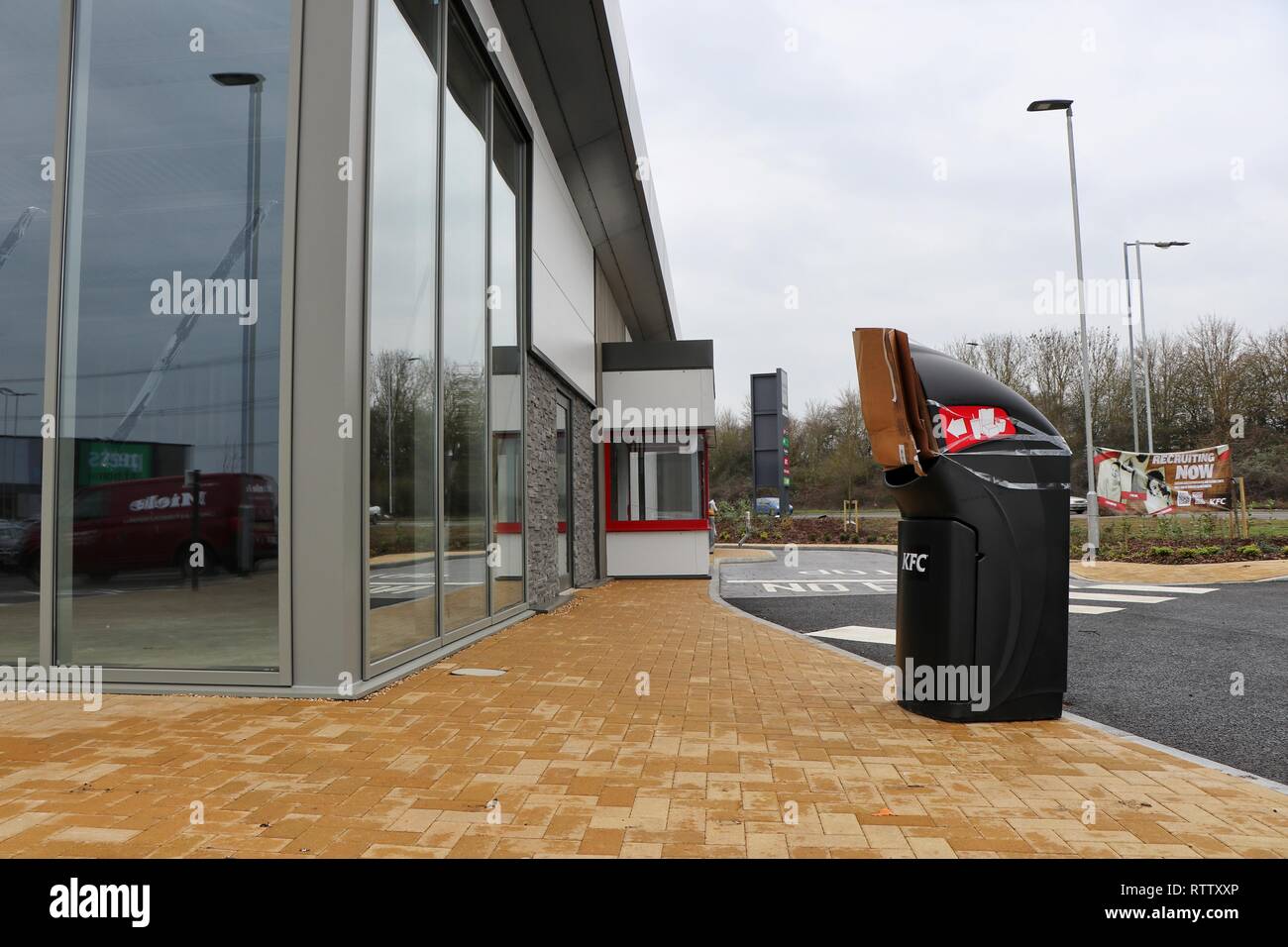Drive Thru Kfc High Resolution Stock Photography and Images - Alamy