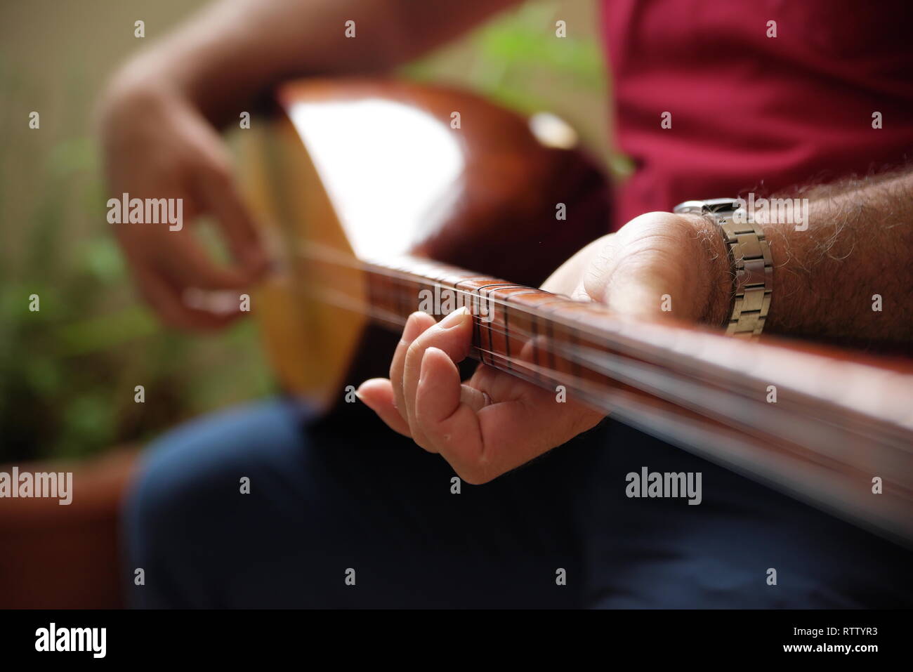 Saz-Turkish musical instrument Stock Photo - Alamy