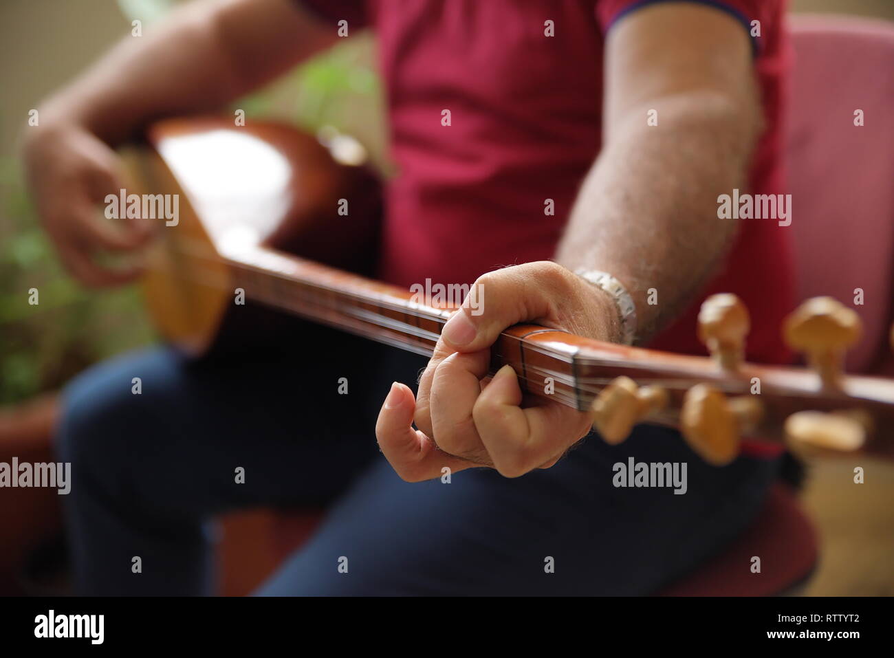 Saz-Turkish musical instrument Stock Photo - Alamy