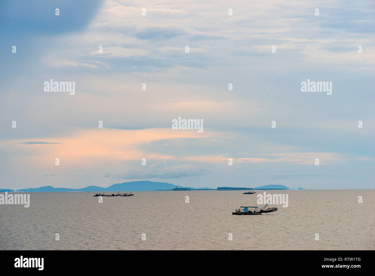 Kapenta hi-res stock photography and images - Alamy