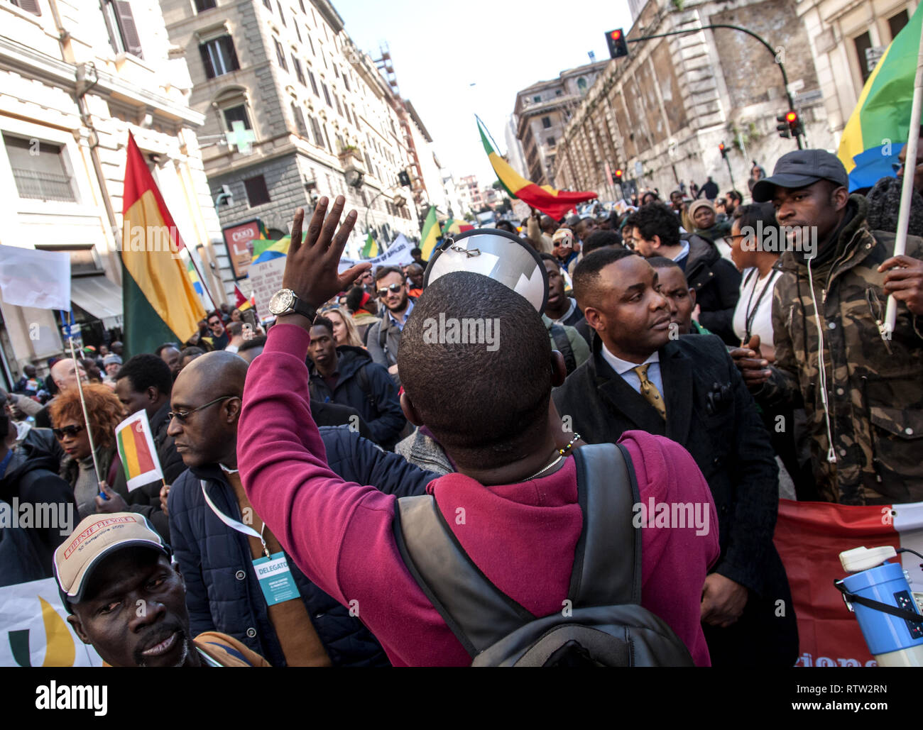 African communities hi-res stock photography and images - Alamy