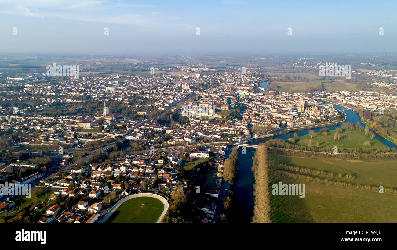 Saintes charente maritime hi-res stock photography and images - Alamy