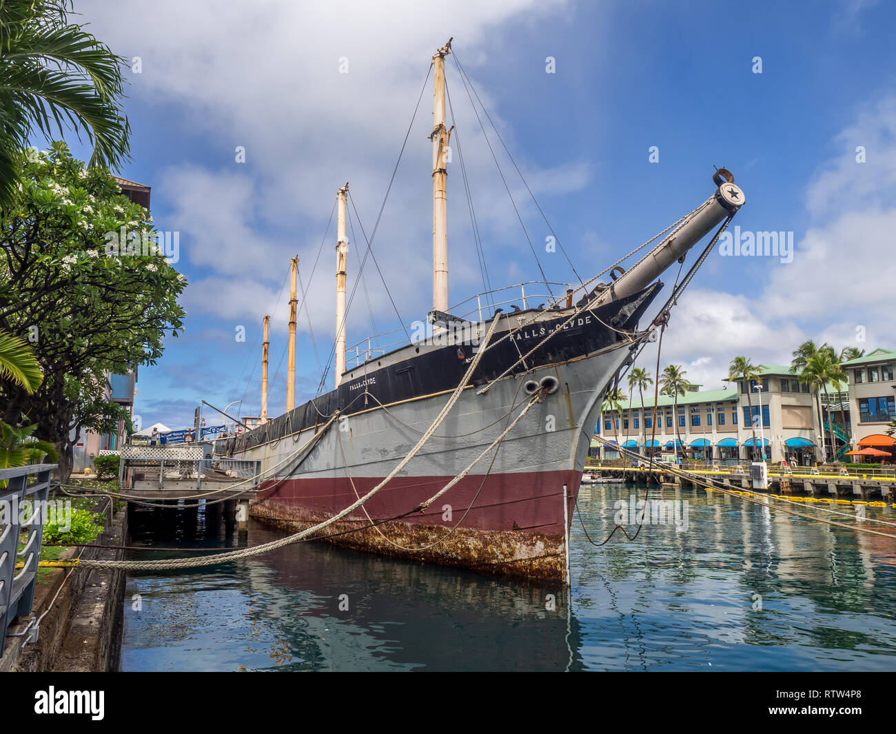 Maritime museum aloha tower honolulu hi-res stock photography and ...