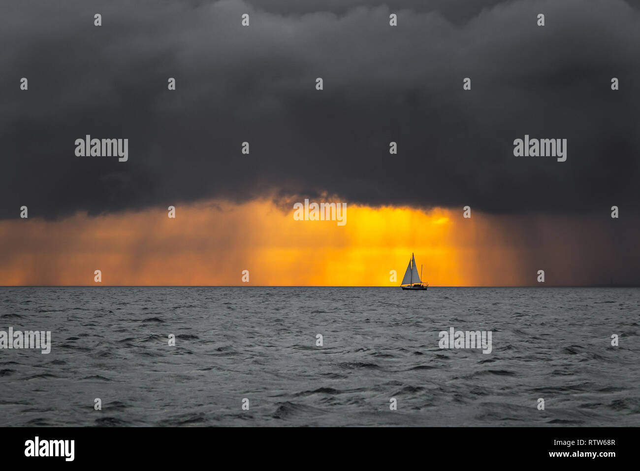 Rain ocean boat hi-res stock photography and images - Alamy