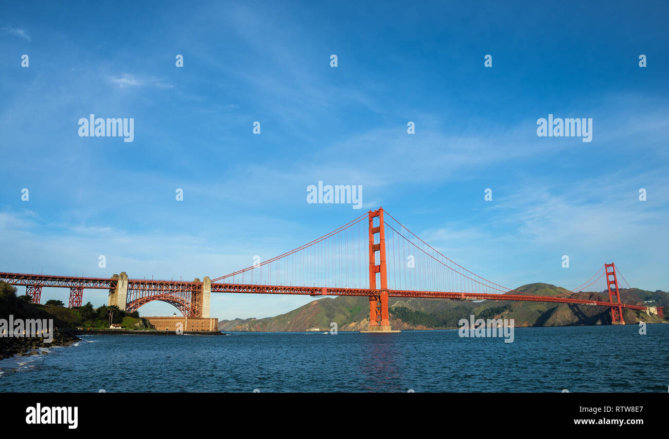 Golden Gate Bridge - the most internationally recognized symbols of San ...